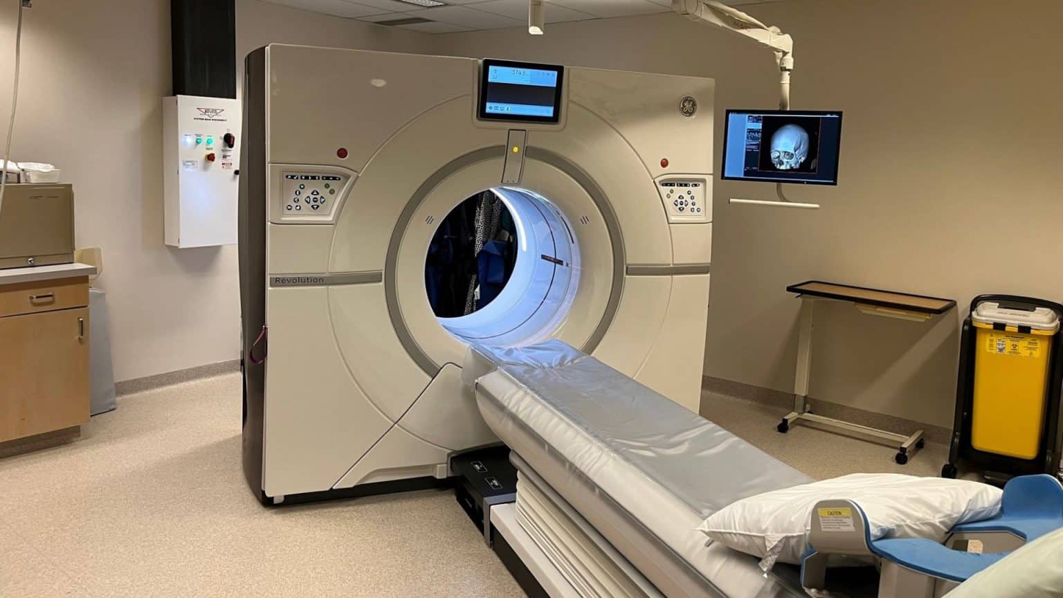 Dawson Creek Hospital receives new CT scanner
