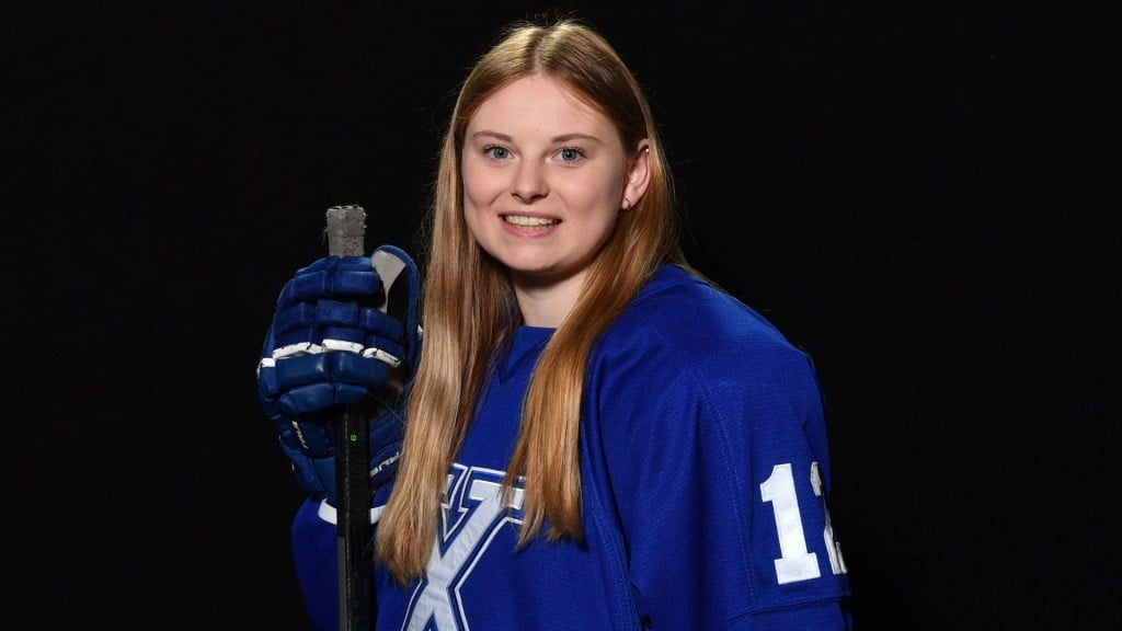 Local hockey player commits to Trinity Western Spartans