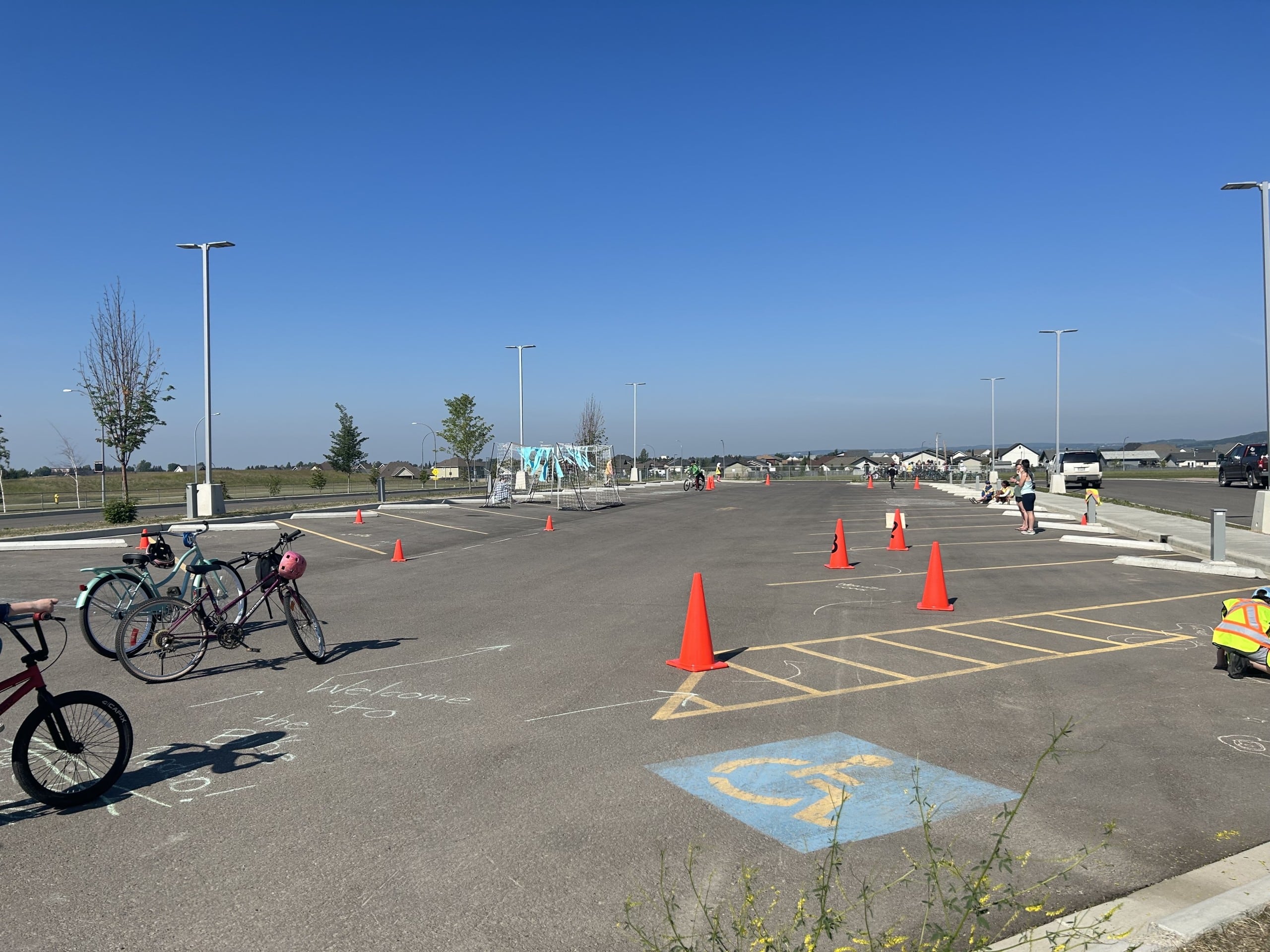 Anne-Roberts-Young-Elementary-Bike-Rodeo-obstacle-course – Energeticcity.ca