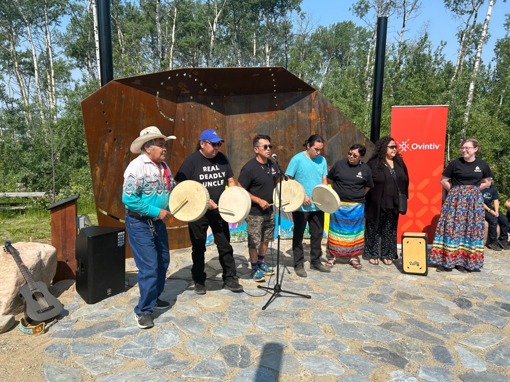 Tse'k'wa society receives $400,000 on National Indigenous Peoples Day