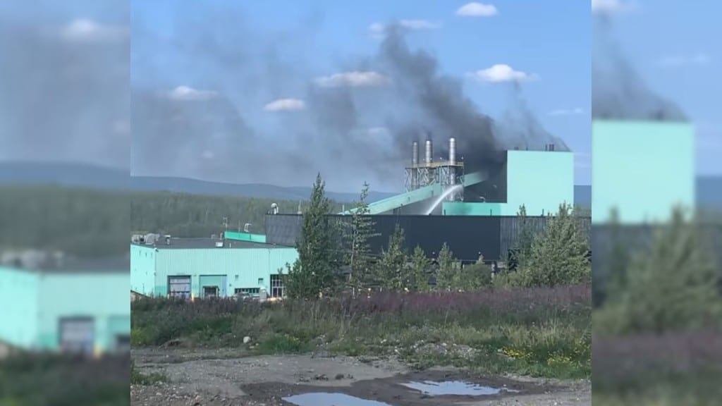 Tumbler Ridge Fire Department responds to blaze at Quintette Mine